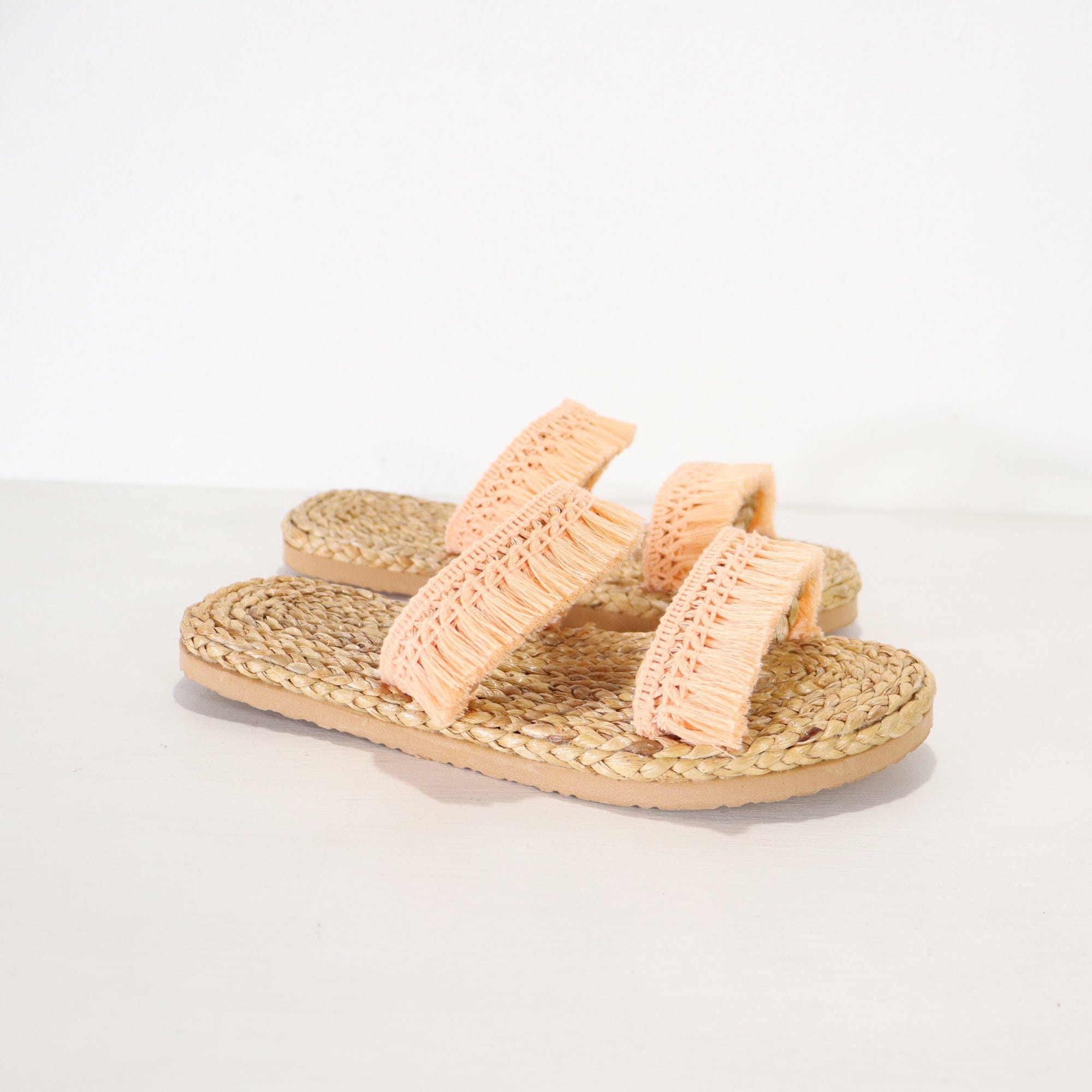 Lucknavaree - Straw shoe - THAIHOMESHOP